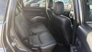 Pelēks Peugeot 4007 2011 Marijampole, ar dzinēja tilpumu 2.18 L un nobraukumu 238 tūkst. km par 5650 €, foto 18 vietnē AUTOMOTO.COM.LV
