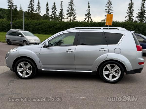 Pelēks Peugeot 4007 2008 Tallina, ar dzinēja tilpumu 2.20 L un nobraukumu 206 tūkst. km par 3500 €, foto 6 vietnē AUTOMOTO.COM.LV