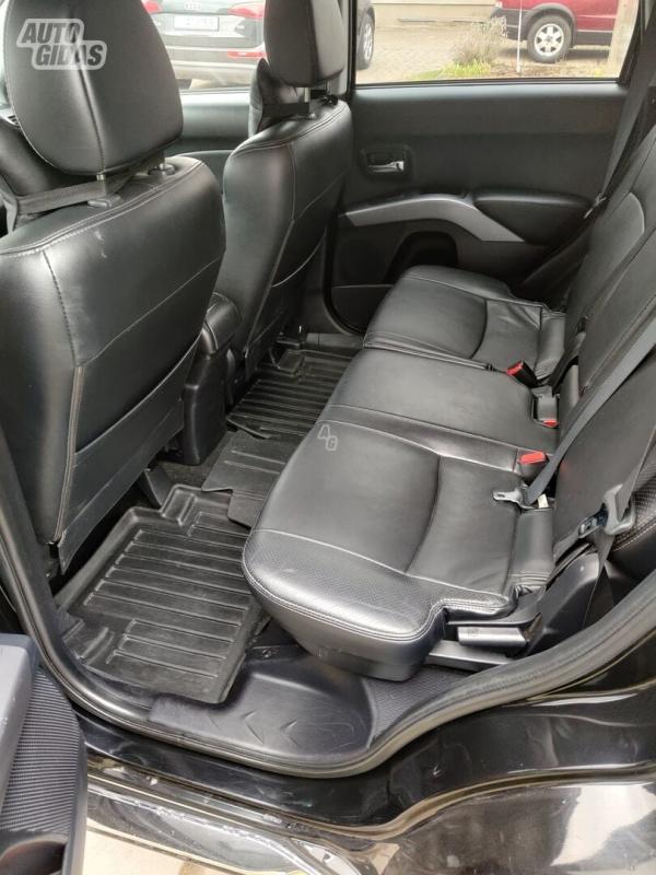 Peugeot 4007 2008 Viļņa, ar dzinēja tilpumu 2.20 L un nobraukumu 390 tūkst. km par 3300 €, foto 5 vietnē AUTOMOTO.COM.LV