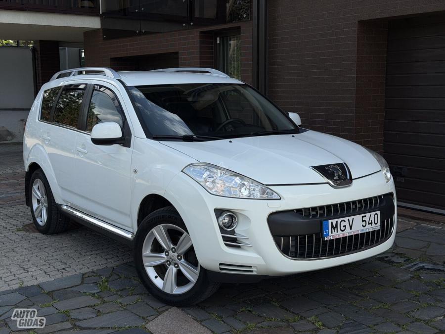 Balts Peugeot 4007 2010 Alīta, ar dzinēja tilpumu 2.20 L un nobraukumu 270 tūkst. km par 5150 €, foto 1 vietnē AUTOMOTO.COM.LV