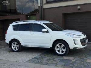 Balts Peugeot 4007 2010 Alīta, ar dzinēja tilpumu 2.20 L un nobraukumu 270 tūkst. km par 5150 €, foto 6 vietnē AUTOMOTO.COM.LV