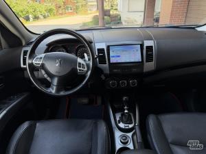 Balts Peugeot 4007 2010 Alīta, ar dzinēja tilpumu 2.20 L un nobraukumu 270 tūkst. km par 5150 €, foto 25 vietnē AUTOMOTO.COM.LV