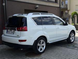 Balts Peugeot 4007 2010 Alīta, ar dzinēja tilpumu 2.18 L un nobraukumu 270 tūkst. km par 5150 €, foto 8 vietnē AUTOMOTO.COM.LV