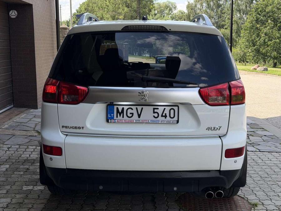 Balts Peugeot 4007 2010 Alīta, ar dzinēja tilpumu 2.18 L un nobraukumu 270 tūkst. km par 5150 €, foto 10 vietnē AUTOMOTO.COM.LV