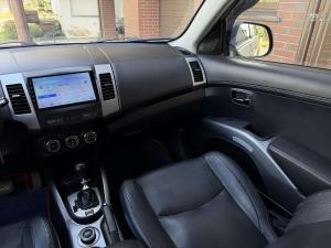 Balts Peugeot 4007 2010 Alīta, ar dzinēja tilpumu 2.18 L un nobraukumu 270 tūkst. km par 5150 €, foto 26 vietnē AUTOMOTO.COM.LV