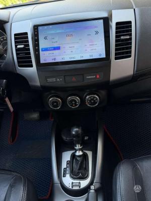 Balts Peugeot 4007 2010 Alīta, ar dzinēja tilpumu 2.18 L un nobraukumu 270 tūkst. km par 5150 €, foto 33 vietnē AUTOMOTO.COM.LV