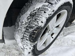 White Peugeot 4007 2011 in Taurage, with an engine capacity of 2.20 L and mileage of 298 thousand km for 4200 €, photo 13 on AUTOMOTO.COM.LV