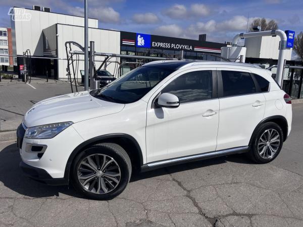 White Peugeot 4007 2012 in Siauliai, with an engine capacity of 1.60 L and mileage of 217 thousand km for 5999 €, photo 10 on AUTOMOTO.COM.LV