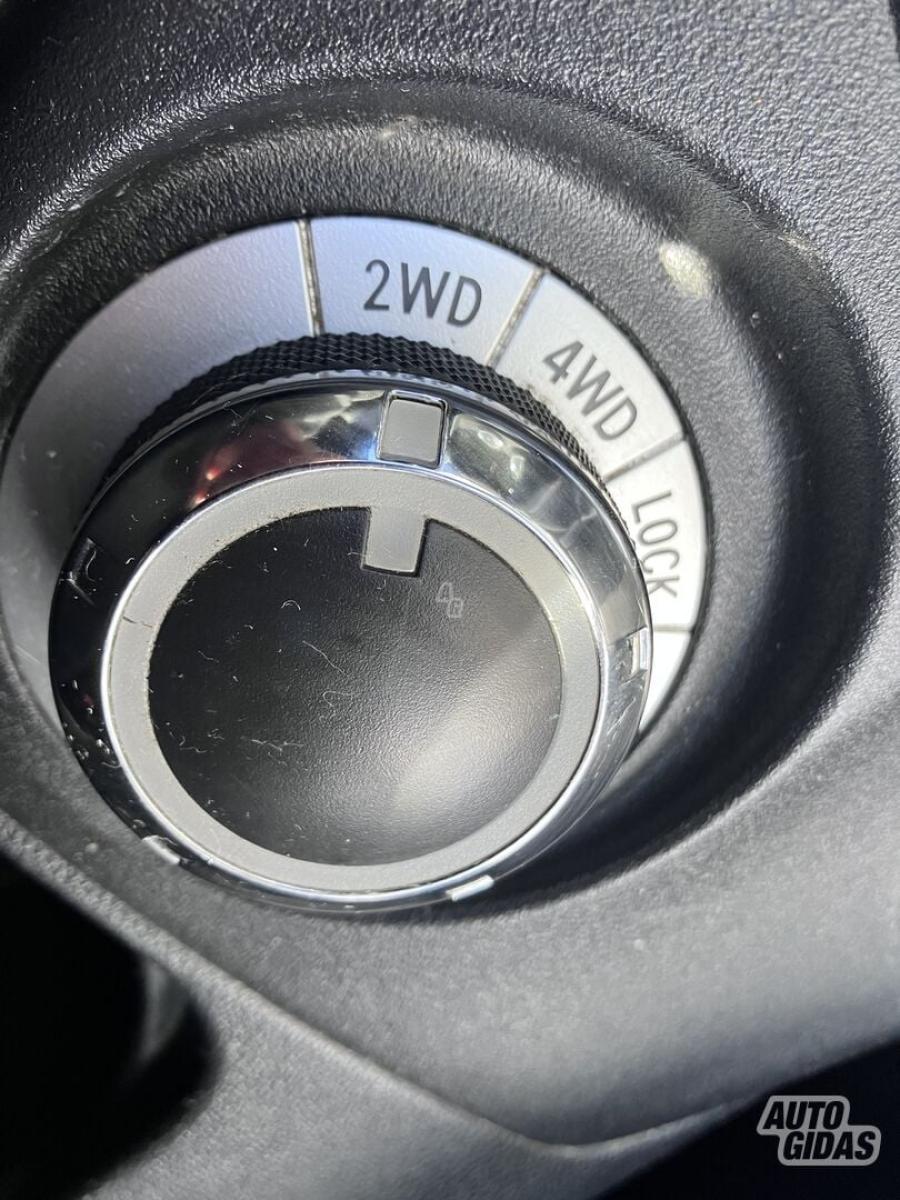 White Peugeot 4007 2012 in Siauliai, with an engine capacity of 1.60 L and mileage of 217 thousand km for 5999 €, photo 17 on AUTOMOTO.COM.LV