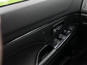 White Peugeot 4007 2012 in Siauliai, with an engine capacity of 1.60 L and mileage of 217 thousand km for 5999 €, photo 26 on AUTOMOTO.COM.LV
