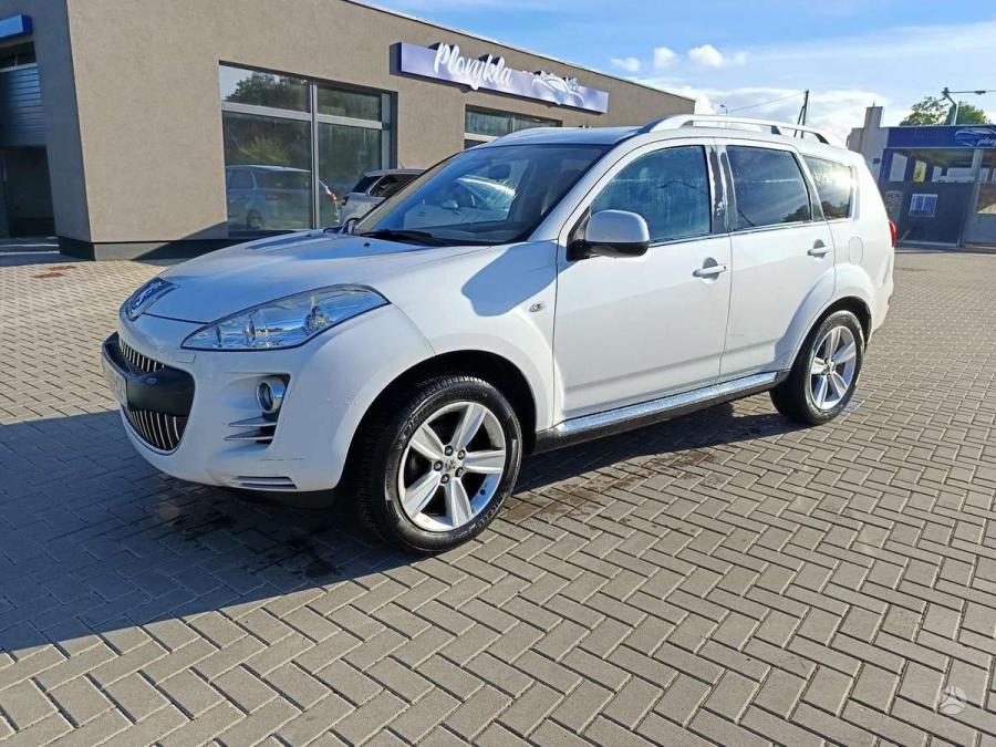 Balts Peugeot 4007 2012 Tauragė, ar dzinēja tilpumu 2.20 L un nobraukumu 326 tūkst. km par 3800 €, foto 3 vietnē AUTOMOTO.COM.LV