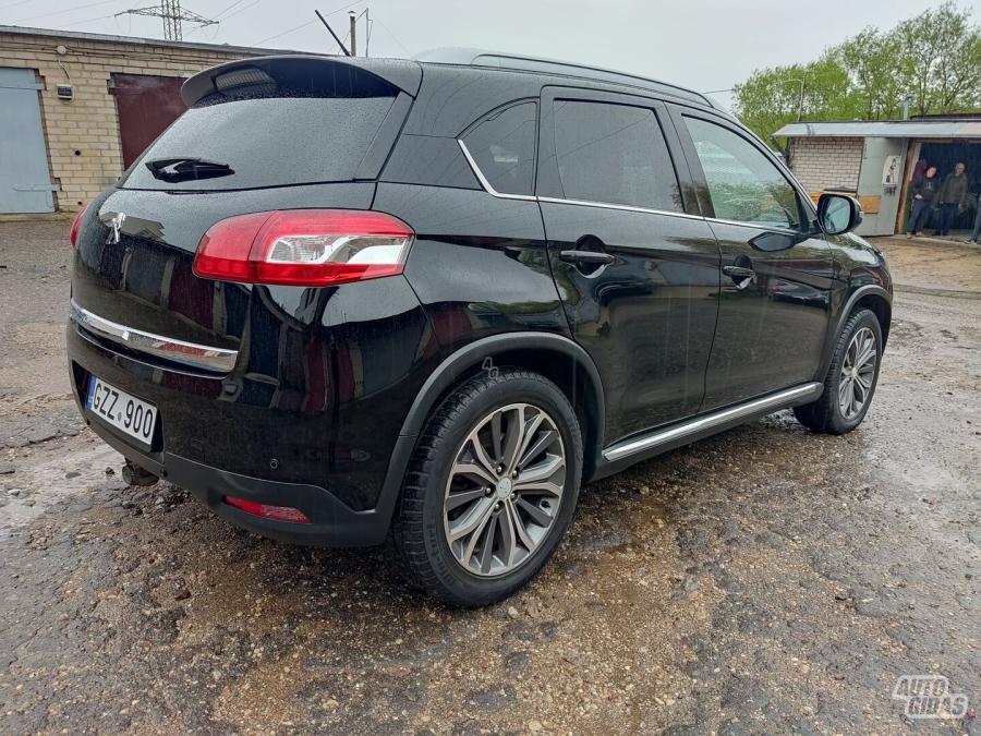 Black Peugeot 4008 2013 in Alytus, with an engine capacity of 1.80 L and mileage of 206 thousand km for 7300 €, photo 6 on AUTOMOTO.COM.LV