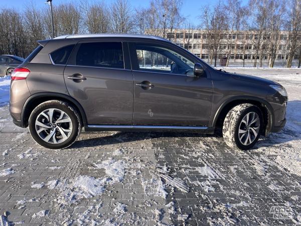 Peugeot 4008 2013 in Siauliai, with an engine capacity of 1.60 L and mileage of 220 thousand km for 6300 €, photo 3 on AUTOMOTO.COM.LV