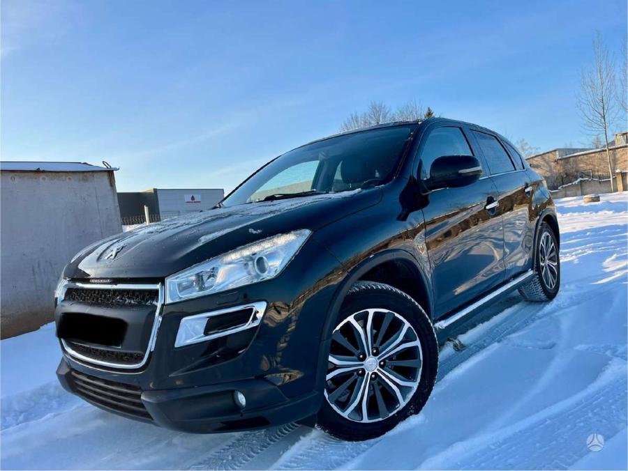 Peugeot 4008 2014 in Taurage, with an engine capacity of 1.60 L and mileage of 213 thousand km for 7450 €, photo 1 on AUTOMOTO.COM.LV