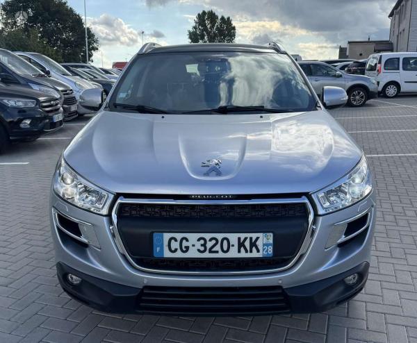 Pelēks Peugeot 4008 2012 Tauragė, ar dzinēja tilpumu 1.80 L un nobraukumu 241 tūkst. km par 5200 €, foto 3 vietnē AUTOMOTO.COM.LV