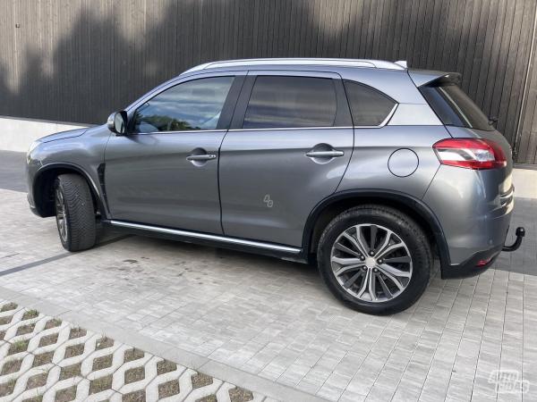 Grey Peugeot 4008 2012 in Siauliai, with an engine capacity of 1.60 L and mileage of 151 thousand km for 5999 €, photo 5 on AUTOMOTO.COM.LV