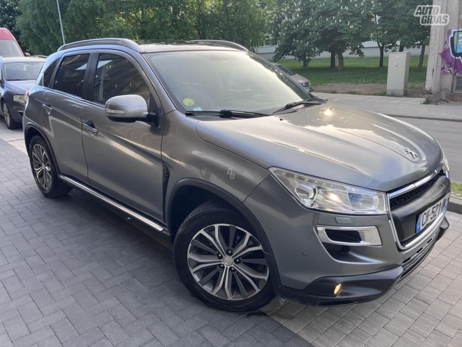 Grey Peugeot 4008 2012 in Siauliai, with an engine capacity of 1.60 L and mileage of 151 thousand km for 5999 €, photo 13 on AUTOMOTO.COM.LV