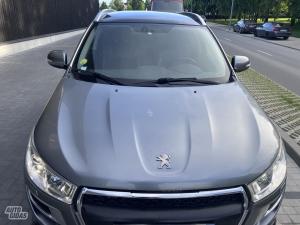 Grey Peugeot 4008 2012 in Siauliai, with an engine capacity of 1.60 L and mileage of 151 thousand km for 5999 €, photo 14 on AUTOMOTO.COM.LV