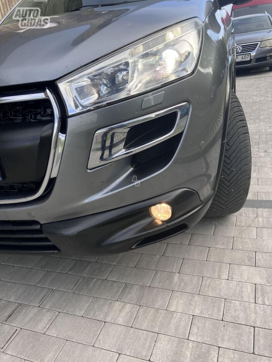 Grey Peugeot 4008 2012 in Siauliai, with an engine capacity of 1.60 L and mileage of 151 thousand km for 5999 €, photo 19 on AUTOMOTO.COM.LV