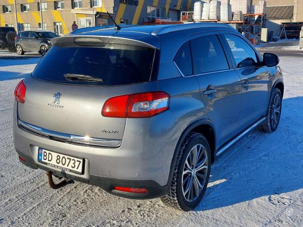 Pelēks Peugeot 4008 2013 Tauragė, ar dzinēja tilpumu 1.56 L un nobraukumu 236 tūkst. km par 5500 €, foto 5 vietnē AUTOMOTO.COM.LV