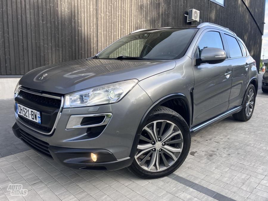 Grey Peugeot 4008 2013 in Siauliai, with an engine capacity of 1.80 L and mileage of 195 thousand km for 5999 €, photo 1 on AUTOMOTO.COM.LV