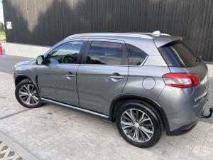 Grey Peugeot 4008 2013 in Siauliai, with an engine capacity of 1.80 L and mileage of 195 thousand km for 5999 €, photo 4 on AUTOMOTO.COM.LV