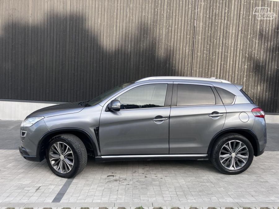 Grey Peugeot 4008 2013 in Siauliai, with an engine capacity of 1.80 L and mileage of 195 thousand km for 5999 €, photo 10 on AUTOMOTO.COM.LV