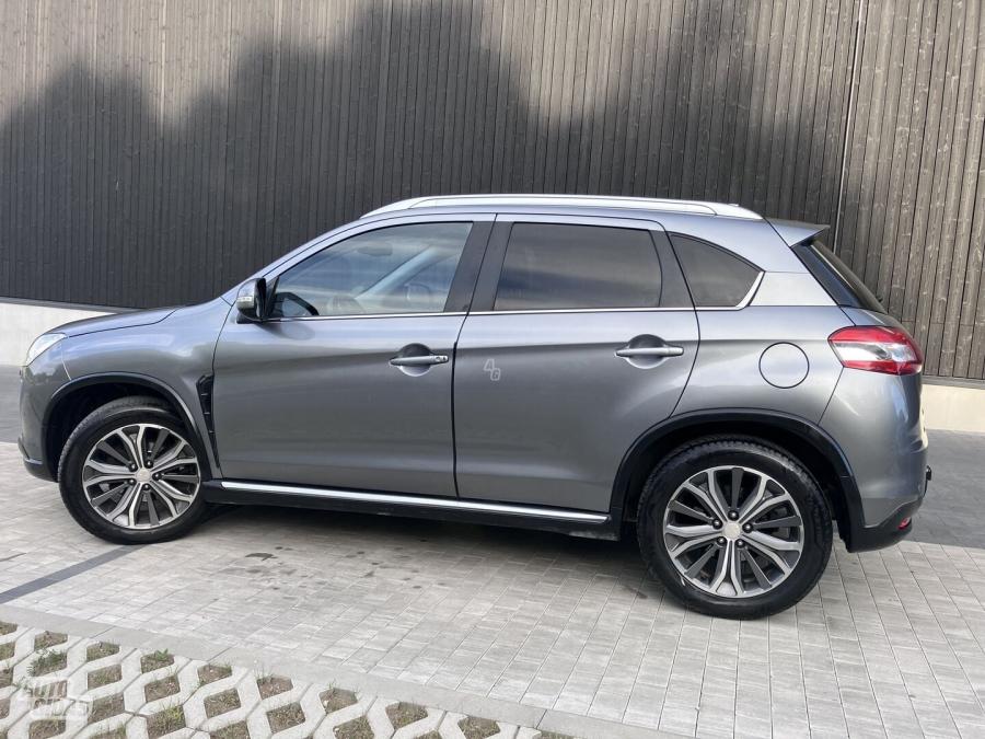 Grey Peugeot 4008 2013 in Siauliai, with an engine capacity of 1.80 L and mileage of 195 thousand km for 5999 €, photo 21 on AUTOMOTO.COM.LV