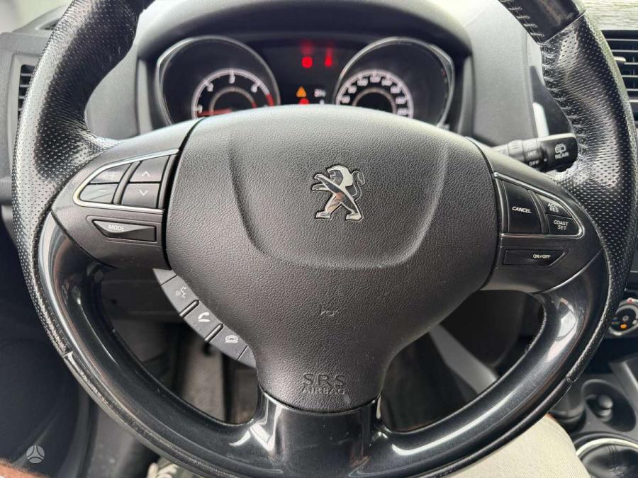 Pelēks Peugeot 4008 2013 Marijampole, ar dzinēja tilpumu 1.56 L un nobraukumu 277 tūkst. km par 4650 €, foto 12 vietnē AUTOMOTO.COM.LV