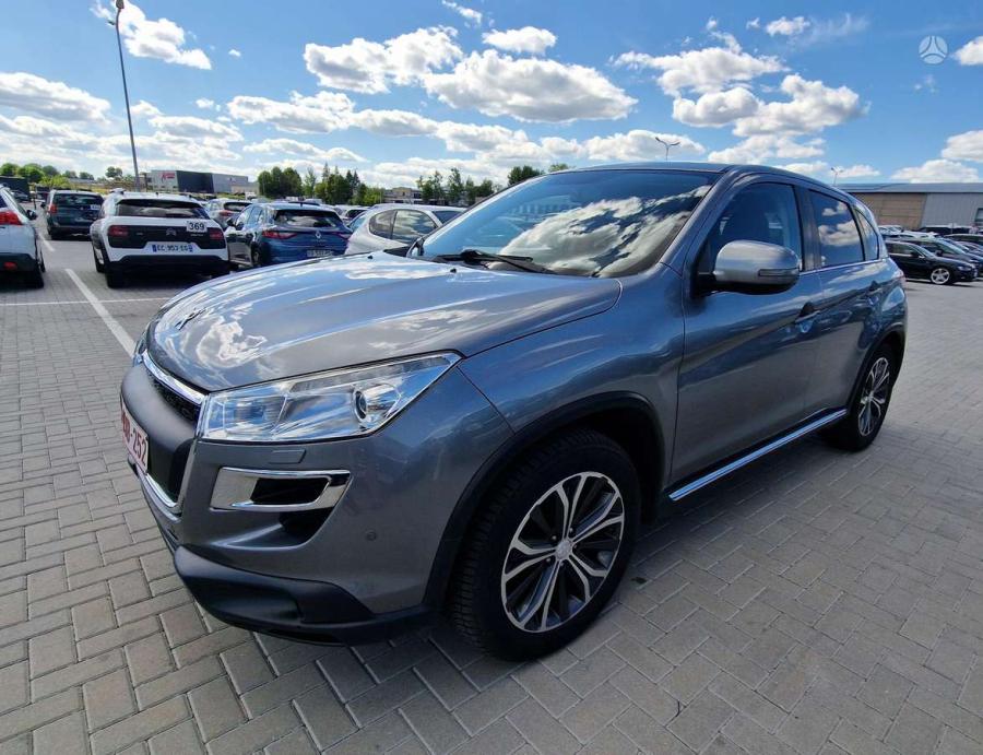 Pelēks Peugeot 4008 2015 Tauragė, ar dzinēja tilpumu 1.56 L un nobraukumu 253 tūkst. km par 5900 €, foto 3 vietnē AUTOMOTO.COM.LV