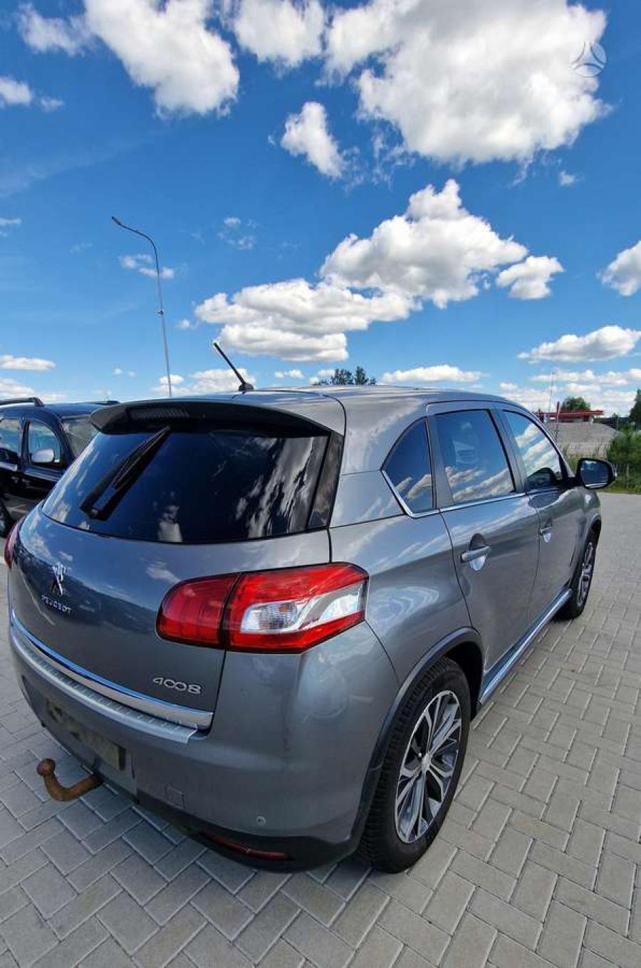 Pelēks Peugeot 4008 2015 Tauragė, ar dzinēja tilpumu 1.56 L un nobraukumu 253 tūkst. km par 5900 €, foto 7 vietnē AUTOMOTO.COM.LV