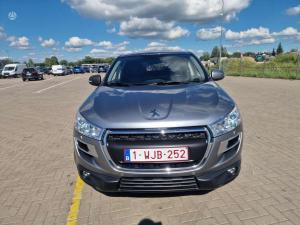 Grey Peugeot 4008 2015 in Taurage, with an engine capacity of 1.56 L and mileage of 252 thousand km for 5900 €, photo 3 on AUTOMOTO.COM.LV
