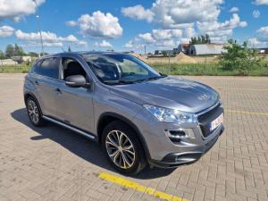 Grey Peugeot 4008 2015 in Taurage, with an engine capacity of 1.56 L and mileage of 252 thousand km for 5900 €, photo 5 on AUTOMOTO.COM.LV