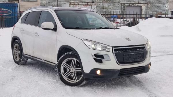 White Peugeot 4008 2012 in Marijampole, with an engine capacity of 1.56 L and mileage of 279 thousand km for 4500 €, photo 1 on AUTOMOTO.COM.LV