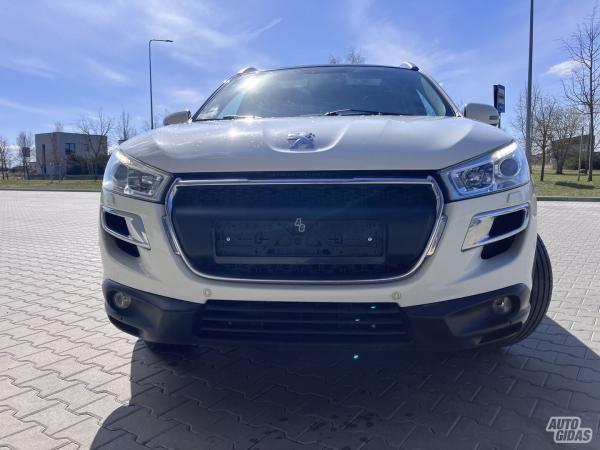 White Peugeot 4008 2012 in Siauliai, with an engine capacity of 1.60 L and mileage of 217 thousand km for 5999 €, photo 5 on AUTOMOTO.COM.LV