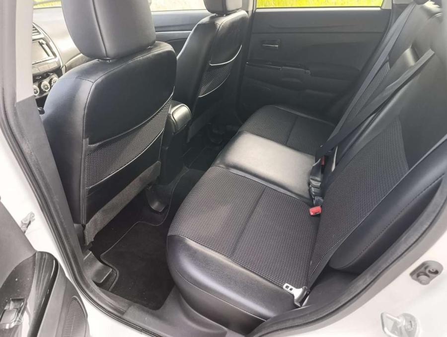 Balts Peugeot 4008 2013 Panevēža, ar dzinēja tilpumu 1.80 L un nobraukumu 236 tūkst. km par 5650 €, foto 16 vietnē AUTOMOTO.COM.LV