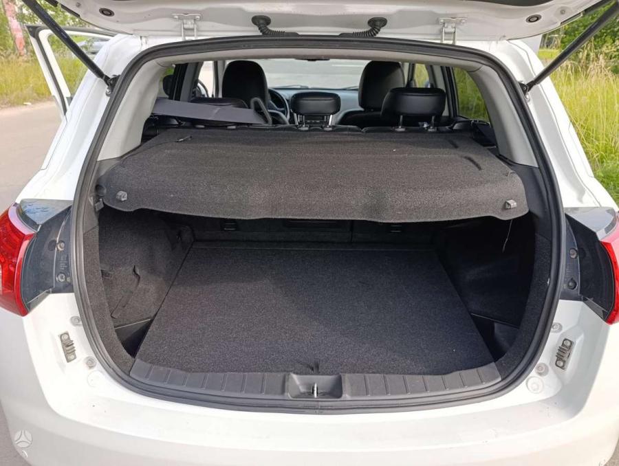 Balts Peugeot 4008 2013 Panevēža, ar dzinēja tilpumu 1.80 L un nobraukumu 236 tūkst. km par 5650 €, foto 19 vietnē AUTOMOTO.COM.LV