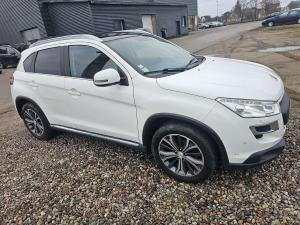 White Peugeot 4008 2014 in Taurage, with an engine capacity of 1.80 L and mileage of 250 thousand km for 5500 €, photo 5 on AUTOMOTO.COM.LV