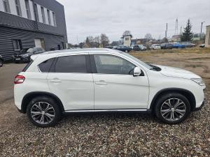 White Peugeot 4008 2014 in Taurage, with an engine capacity of 1.80 L and mileage of 250 thousand km for 5500 €, photo 6 on AUTOMOTO.COM.LV