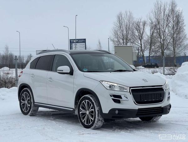 White Peugeot 4008 2014 in Taurage, with an engine capacity of 1.60 L and mileage of 271 thousand km for 6200 €, photo 4 on AUTOMOTO.COM.LV