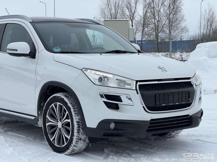 Balts Peugeot 4008 2014 Tauragė, ar dzinēja tilpumu 1.60 L un nobraukumu 271 tūkst. km par 6200 €, foto 5 vietnē AUTOMOTO.COM.LV