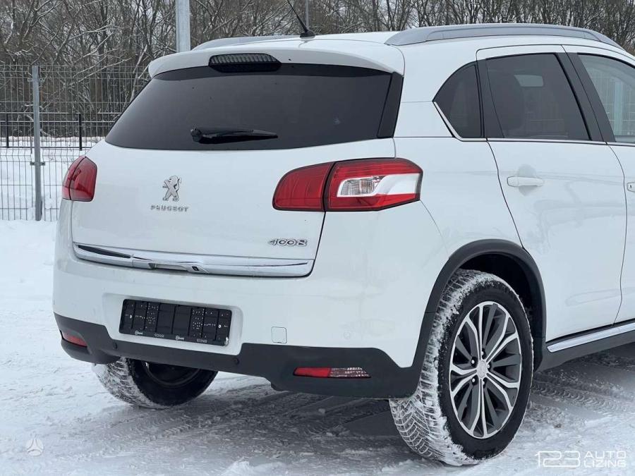 Balts Peugeot 4008 2014 Tauragė, ar dzinēja tilpumu 1.60 L un nobraukumu 271 tūkst. km par 6200 €, foto 7 vietnē AUTOMOTO.COM.LV