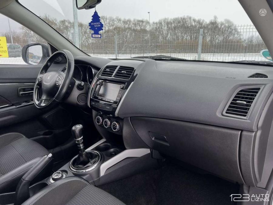 Balts Peugeot 4008 2014 Tauragė, ar dzinēja tilpumu 1.60 L un nobraukumu 271 tūkst. km par 6200 €, foto 13 vietnē AUTOMOTO.COM.LV