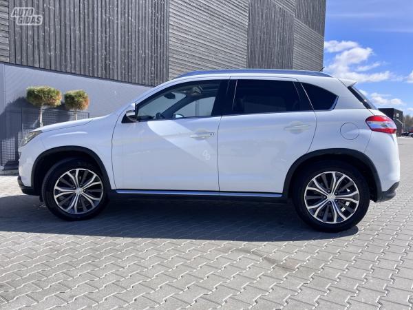 Balts Peugeot 4008 2014 Šauļi, ar dzinēja tilpumu 1.60 L un nobraukumu 196 tūkst. km par 6499 €, foto 5 vietnē AUTOMOTO.COM.LV