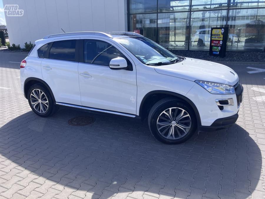 Balts Peugeot 4008 2014 Šauļi, ar dzinēja tilpumu 1.60 L un nobraukumu 196 tūkst. km par 6499 €, foto 32 vietnē AUTOMOTO.COM.LV