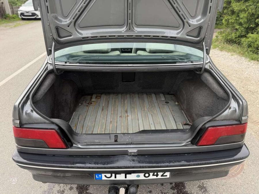 Grey Peugeot 405 1994 in Kaunas, with an engine capacity of 0.00 L and mileage of 271 thousand km for 1000 €, photo 11 on AUTOMOTO.COM.LV