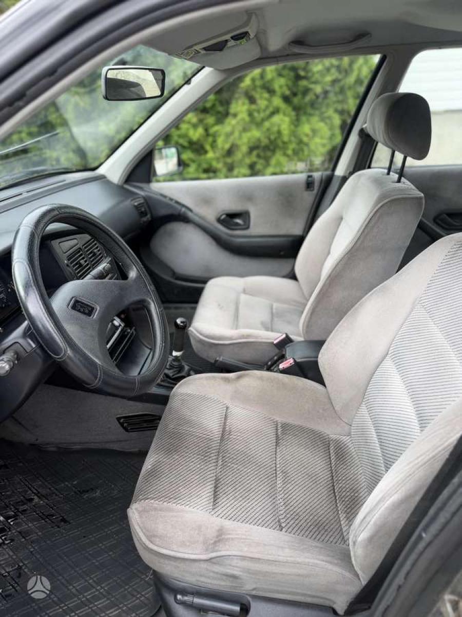 Grey Peugeot 405 1994 in Kaunas, with an engine capacity of 0.00 L and mileage of 271 thousand km for 1000 €, photo 13 on AUTOMOTO.COM.LV