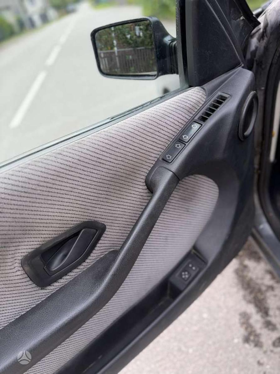 Grey Peugeot 405 1994 in Kaunas, with an engine capacity of 0.00 L and mileage of 271 thousand km for 1000 €, photo 17 on AUTOMOTO.COM.LV