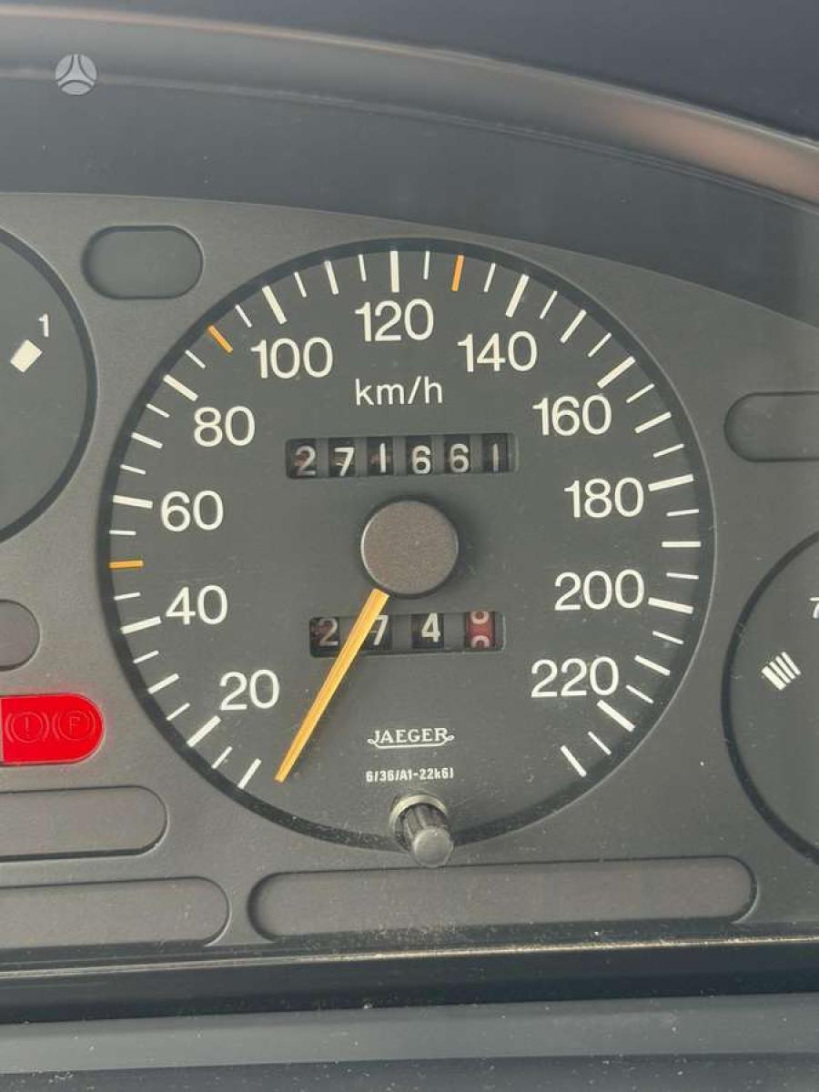 Grey Peugeot 405 1994 in Kaunas, with an engine capacity of 0.00 L and mileage of 271 thousand km for 1000 €, photo 32 on AUTOMOTO.COM.LV