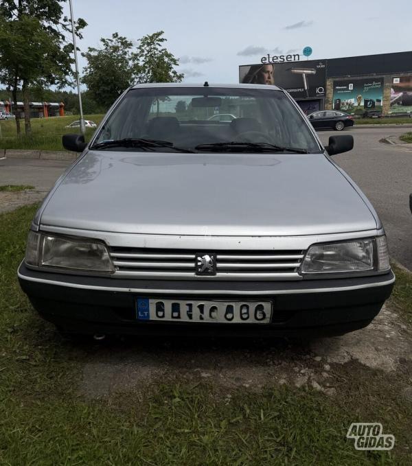 Grey Peugeot 405 1995 in Alytus, with an engine capacity of 1.70 L and mileage of 350 thousand km for 750 €, photo 7 on AUTOMOTO.COM.LV
